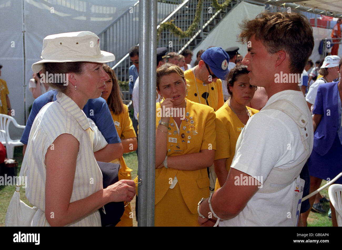 Archery - Barcelona Olympic Games 1992. PRINCESS ROYAL CHATS WITH GREAT ...