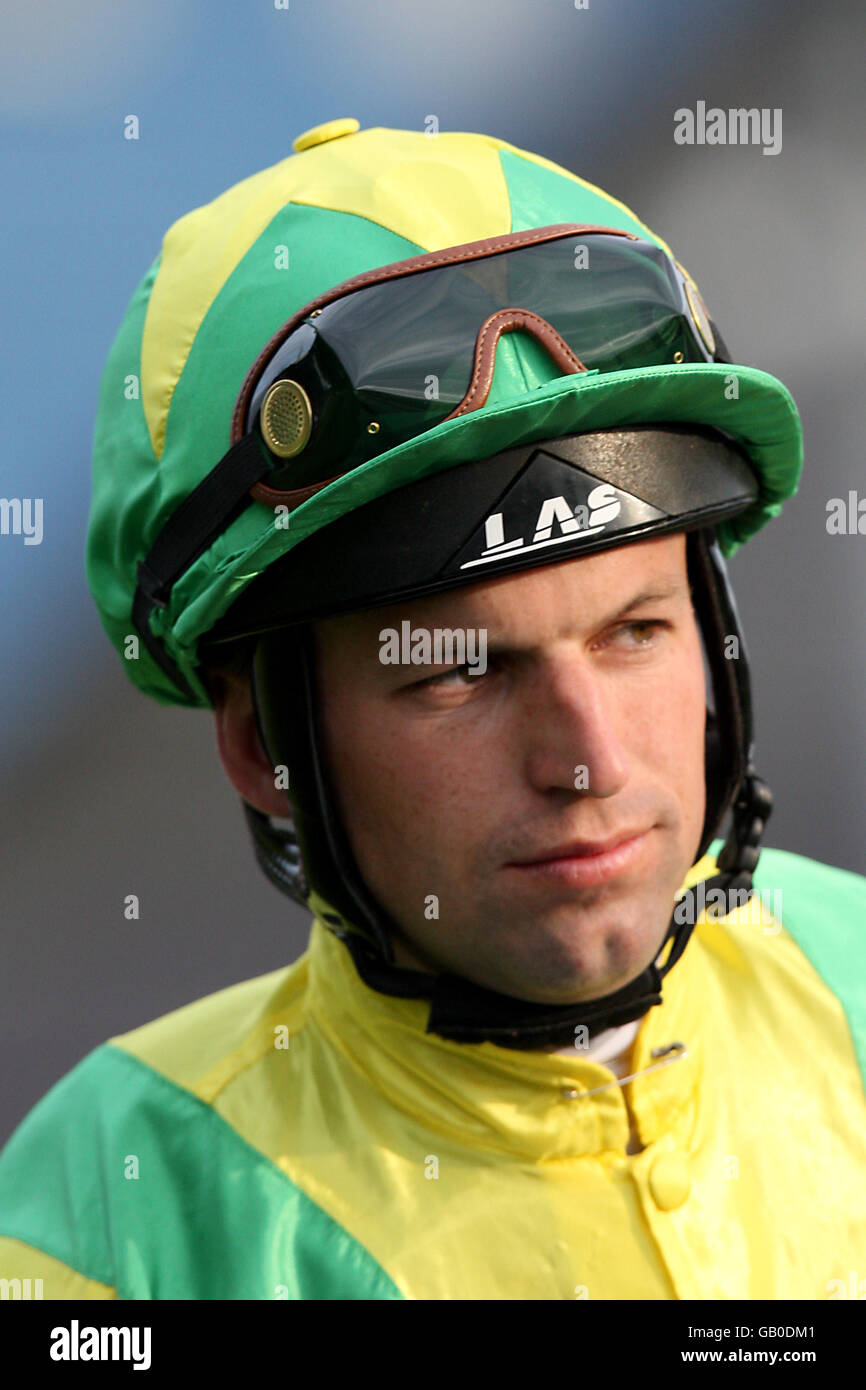 Jockey pat dobbs hi-res stock photography and images - Alamy