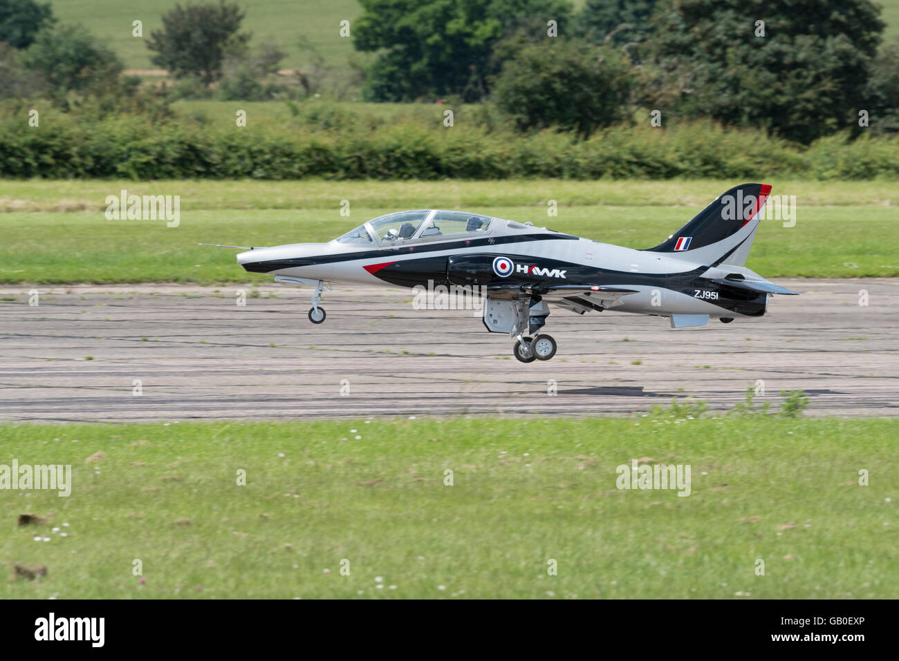 Radio controlled model BEA Systems Hawk jet trainer Wings 'n' Wheels ...