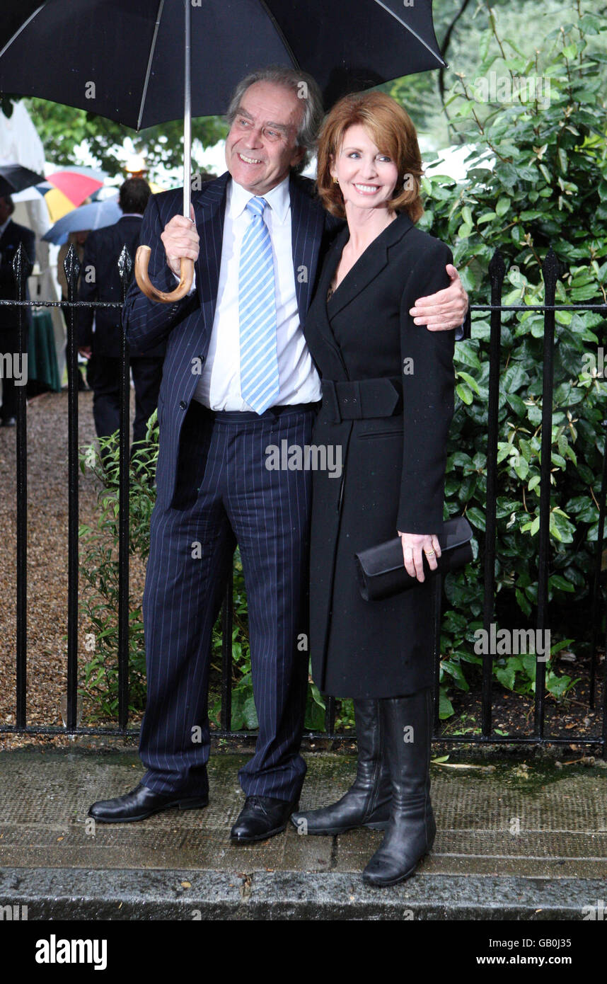 Sir David Frost Hosts Annual Summer Bash - Chelsea. Gerald Scarfe and ...