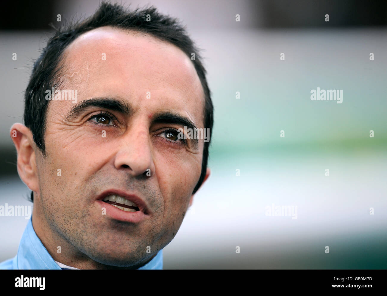 Horse Racing - Haydock Park Racecourse Stock Photo - Alamy