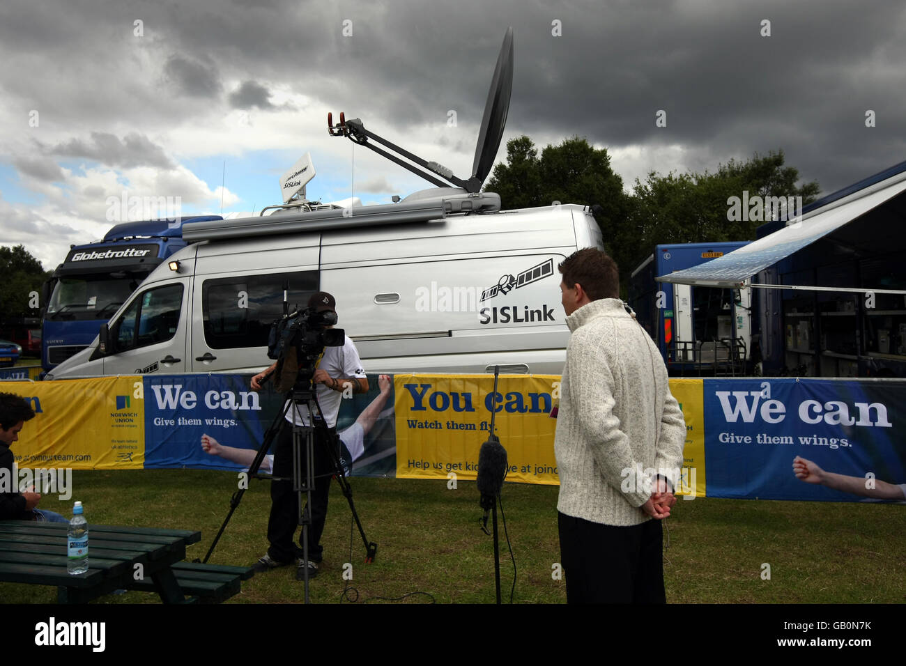 Broadcast compound hi-res stock photography and images - Alamy