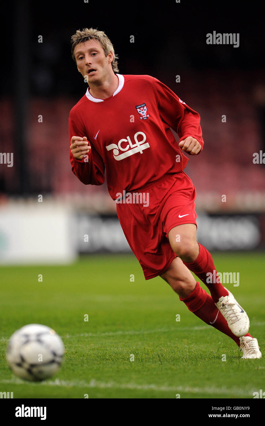 Soccer - Friendly - York City v Leeds United - Kit Kat Crescent. Lee ...