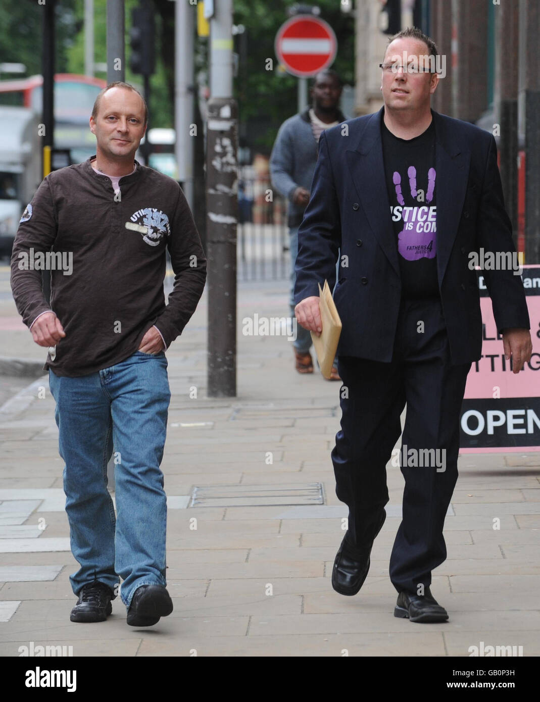 Arrive at tower bridge magistrates court in london hi-res stock ...