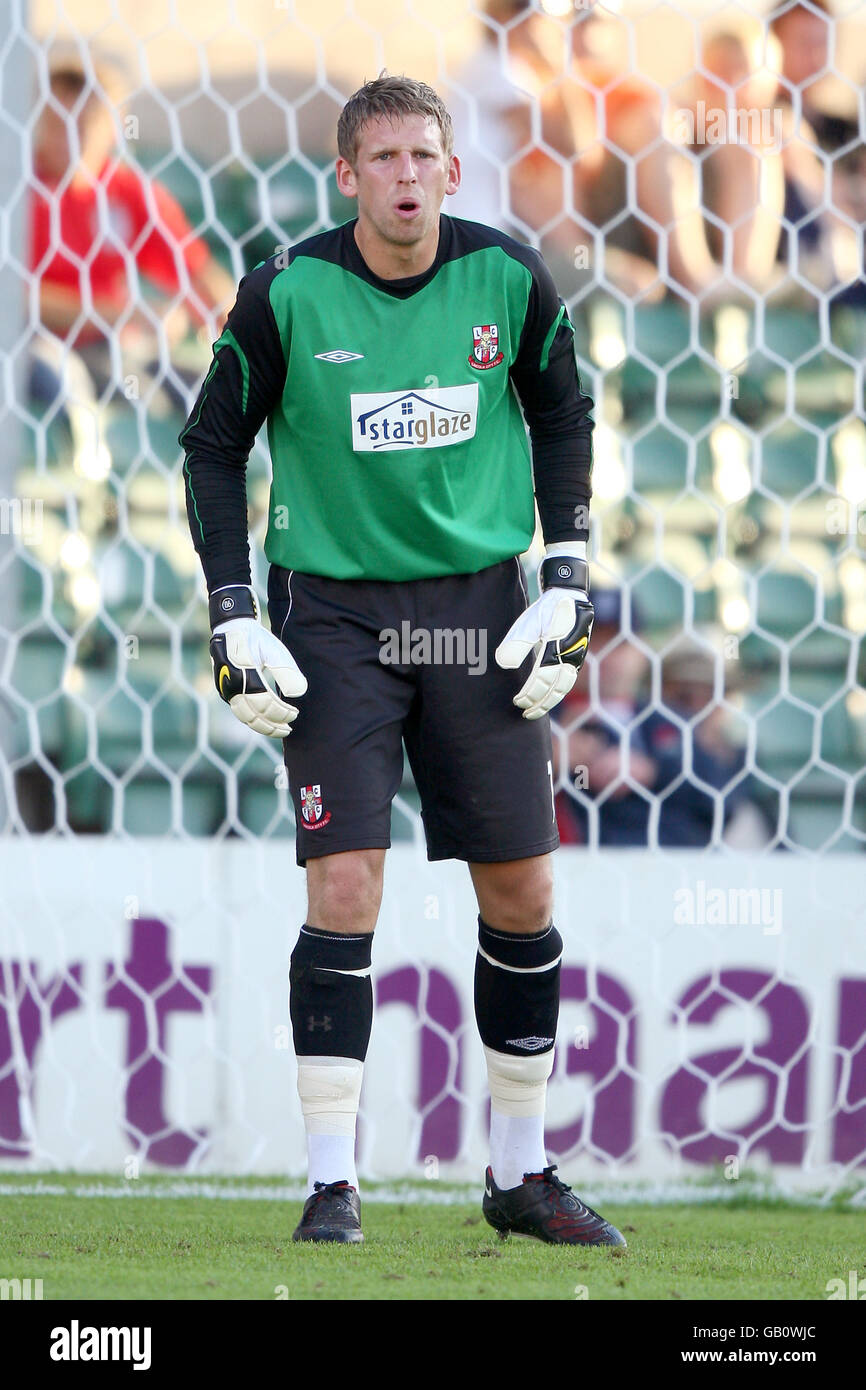 Lincoln city goalkeeper hi-res stock photography and images - Alamy