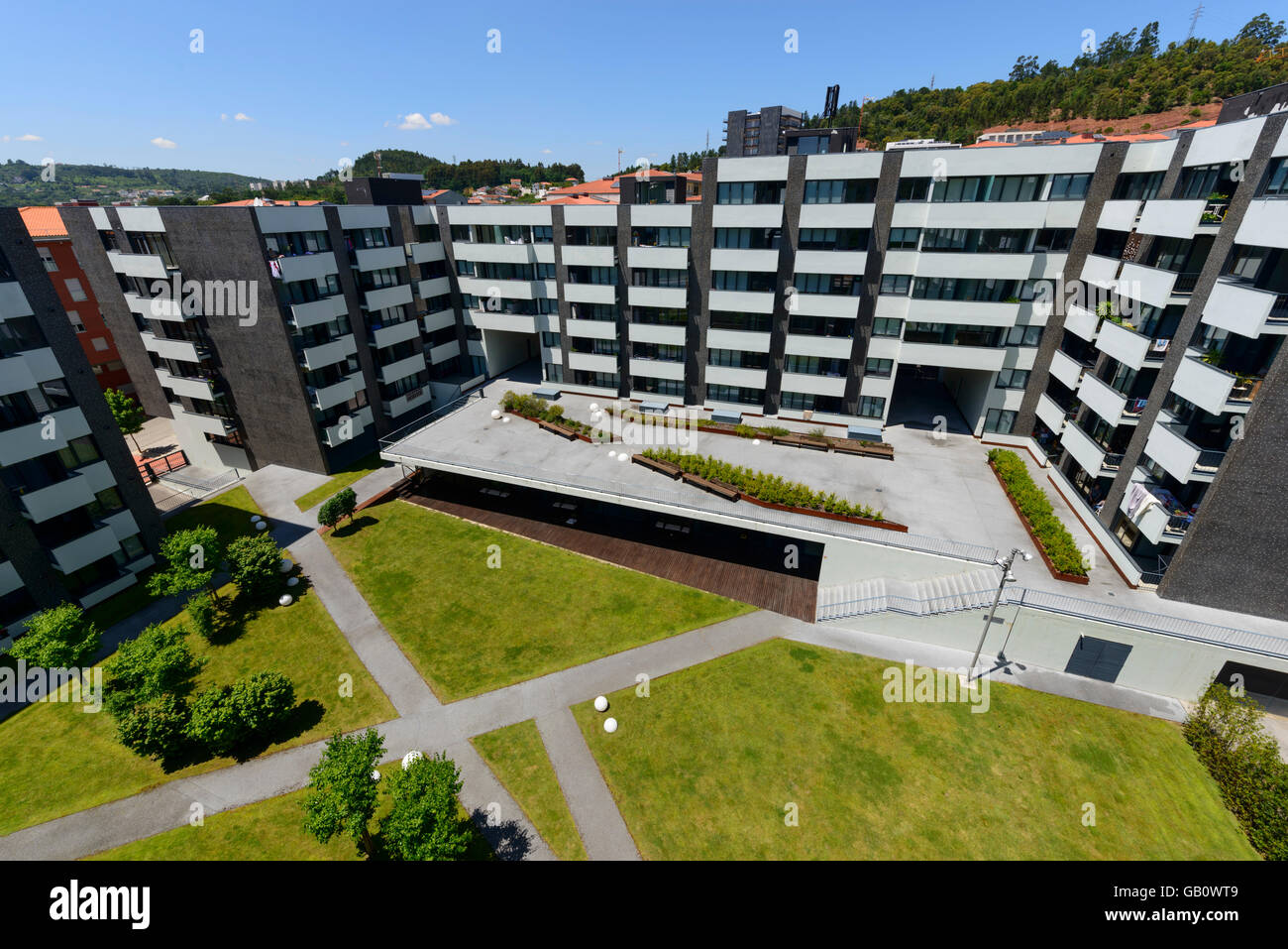 Large residential housing complex hi-res stock photography and images ...