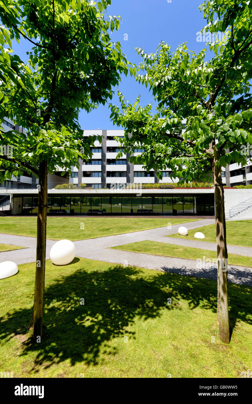 Garden inside a modern architecture residential apartment building ...
