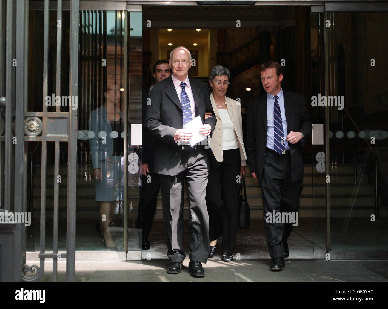 Medical centre hearing hi-res stock photography and images - Alamy