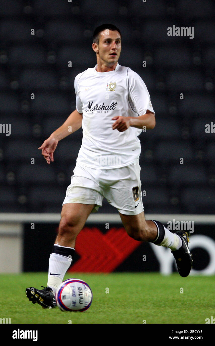 Luke howell hi-res stock photography and images - Alamy