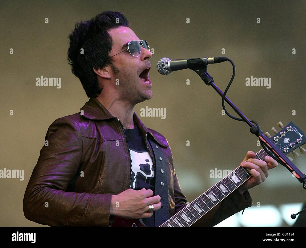 Sterephonics lead singer Kelly Jones performs during the Oxegen ...