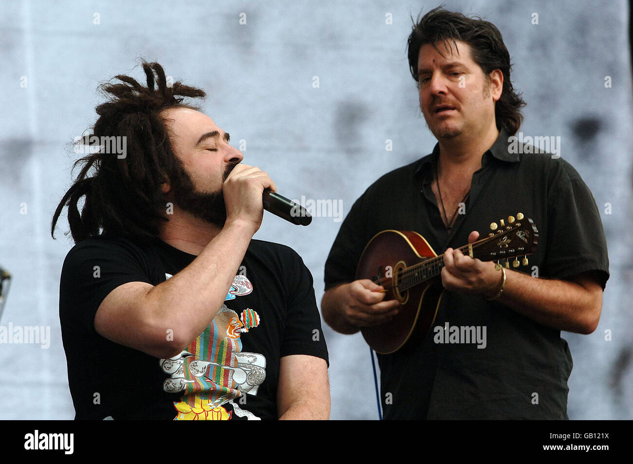 Adam Duritz (left) and David Immergluck of The Counting Crows perform ...