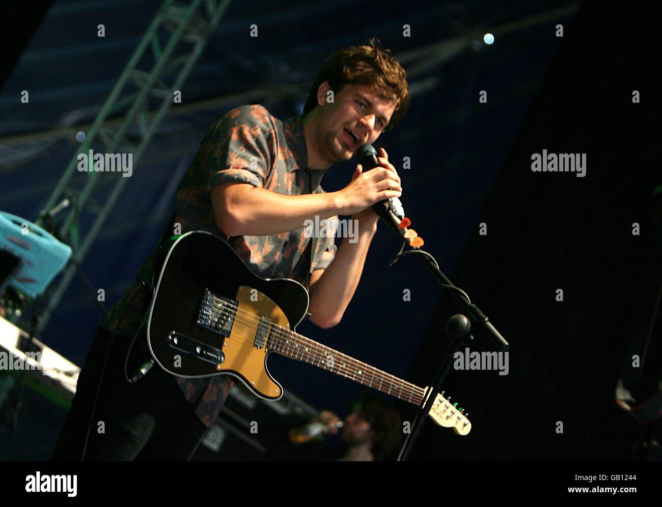 Jack penate performs oxegen festival 2008 punchestown racecourse hi-res ...