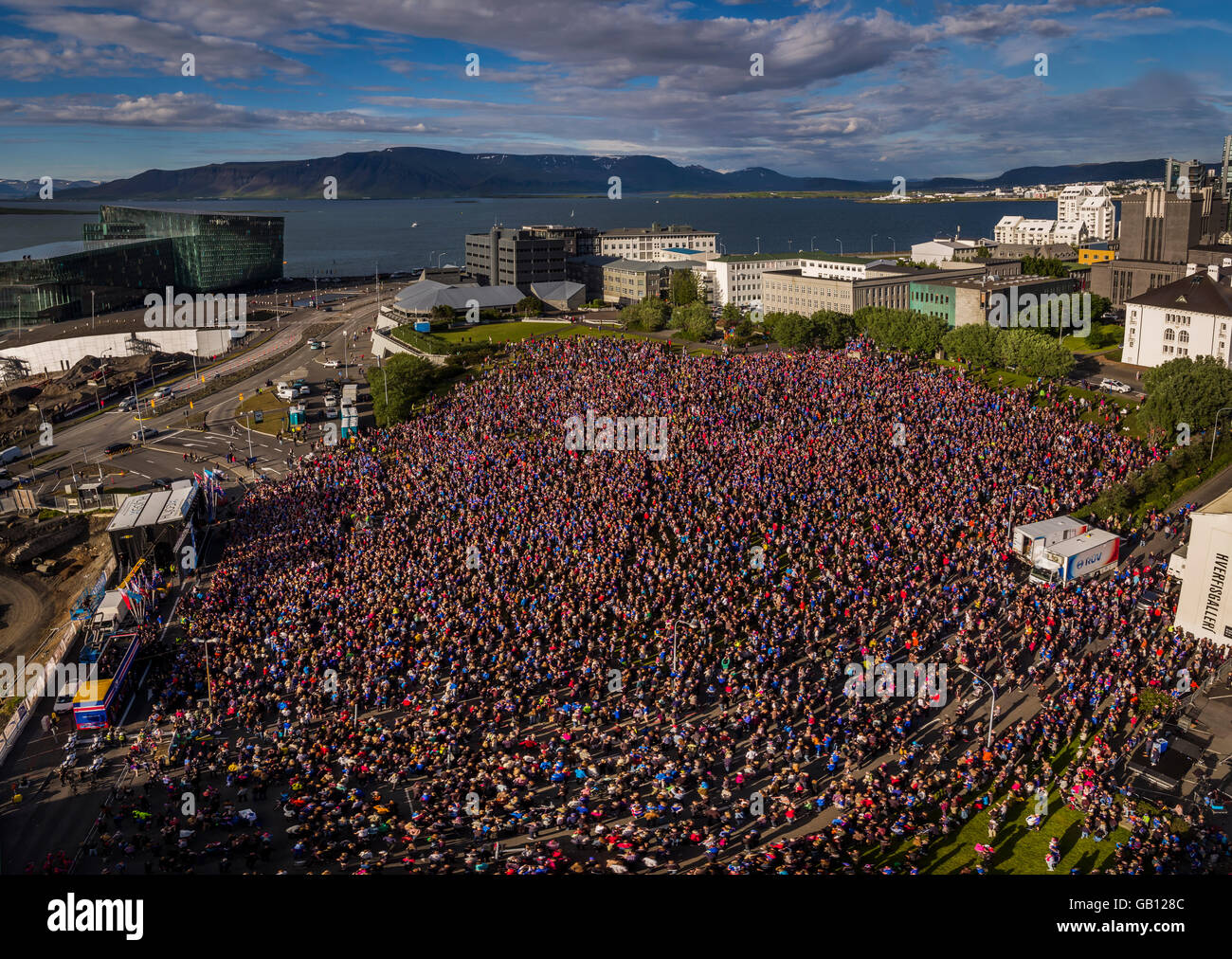 Iceland national soccer team hi-res stock photography and images - Alamy