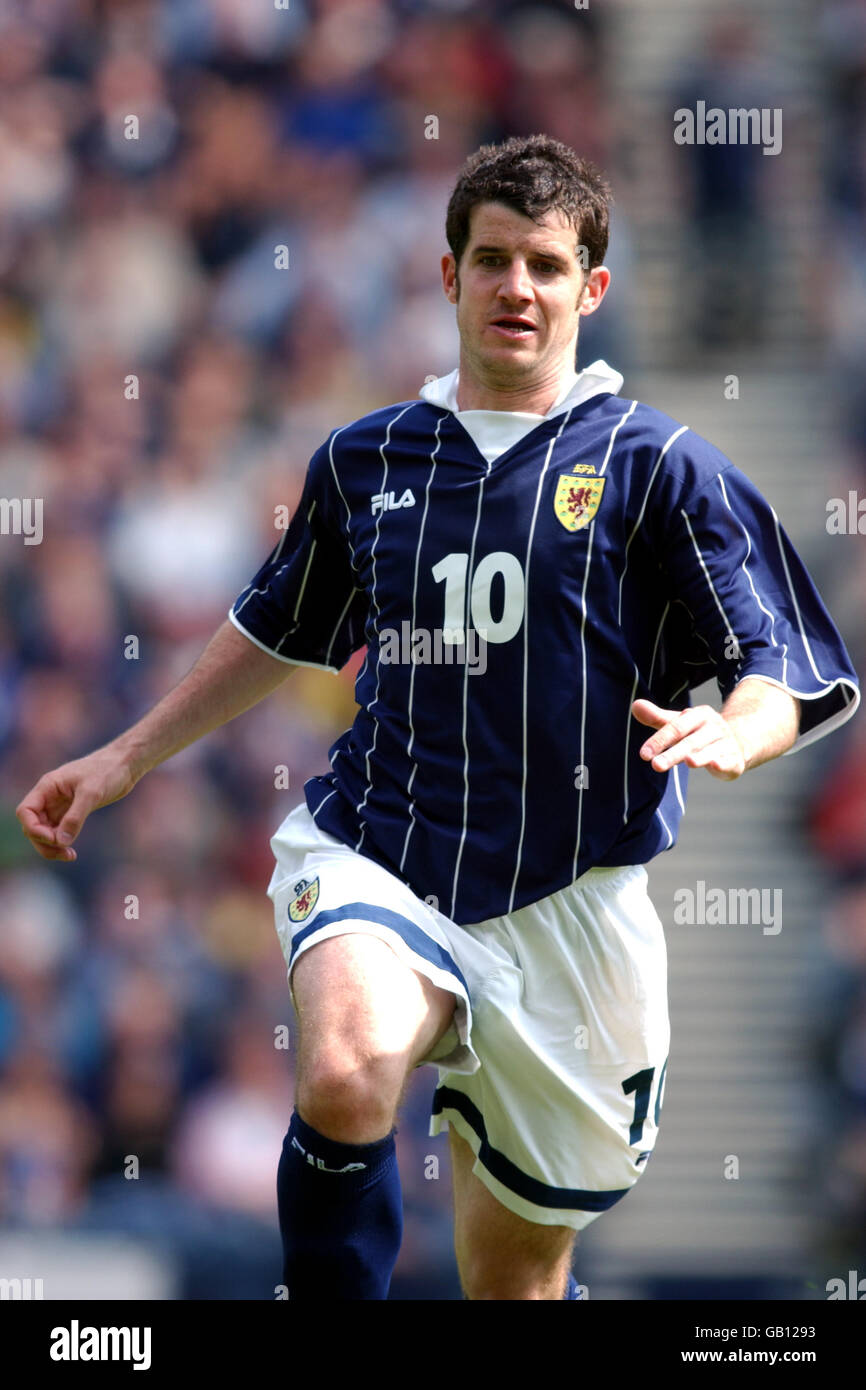 Soccer - European Championships 2004 Qualifying - Group Five - Scotland ...