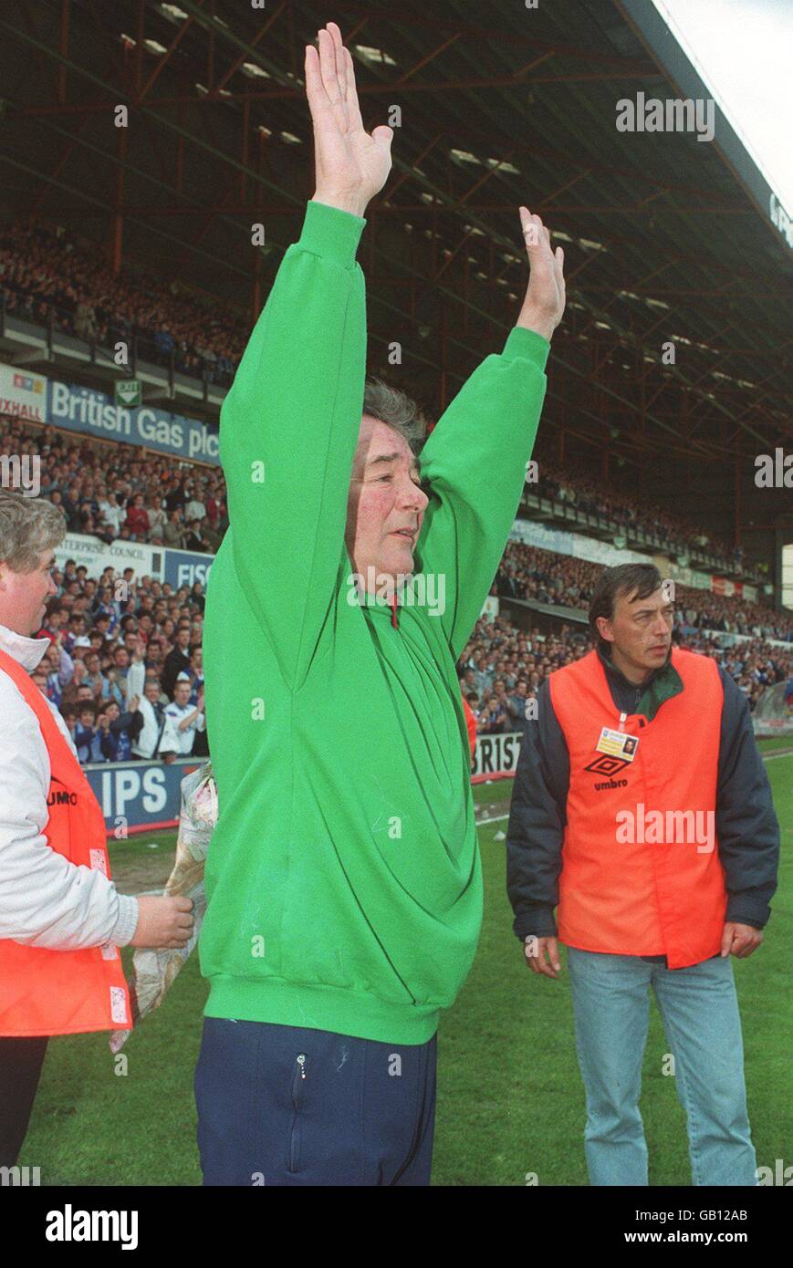 SOCCER. BRIAN CLOUGH BEFORE HIS LAST GAME AS NOTTINGHAM FOREST MANAGER ...