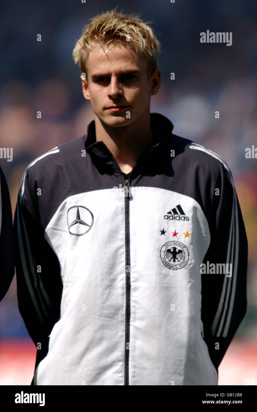 Soccer - European Championships 2004 Qualifying - Group Five - Scotland ...