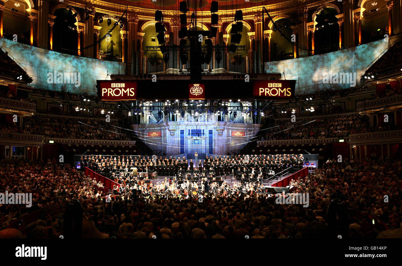 Prom 2 concert bbc proms hi-res stock photography and images - Alamy