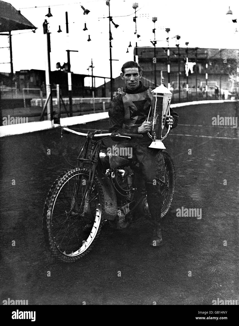 Speedway. Jack Milne poses with the World Championship trophy Stock ...
