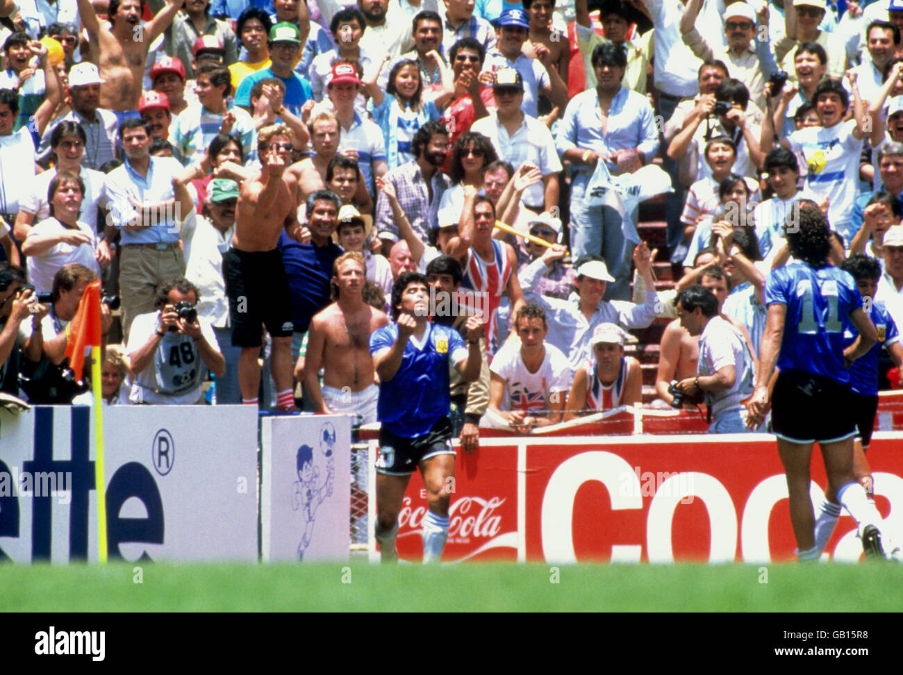 Soccer world cup mexico 1986 quarter final argentina v england hi-res ...