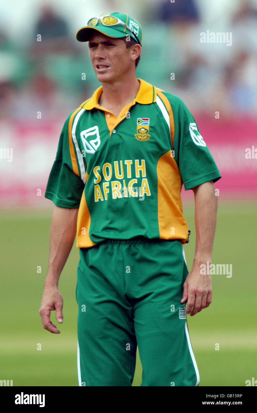 Cricket - International Friendly - Worcestershire v South Africa. Alan ...