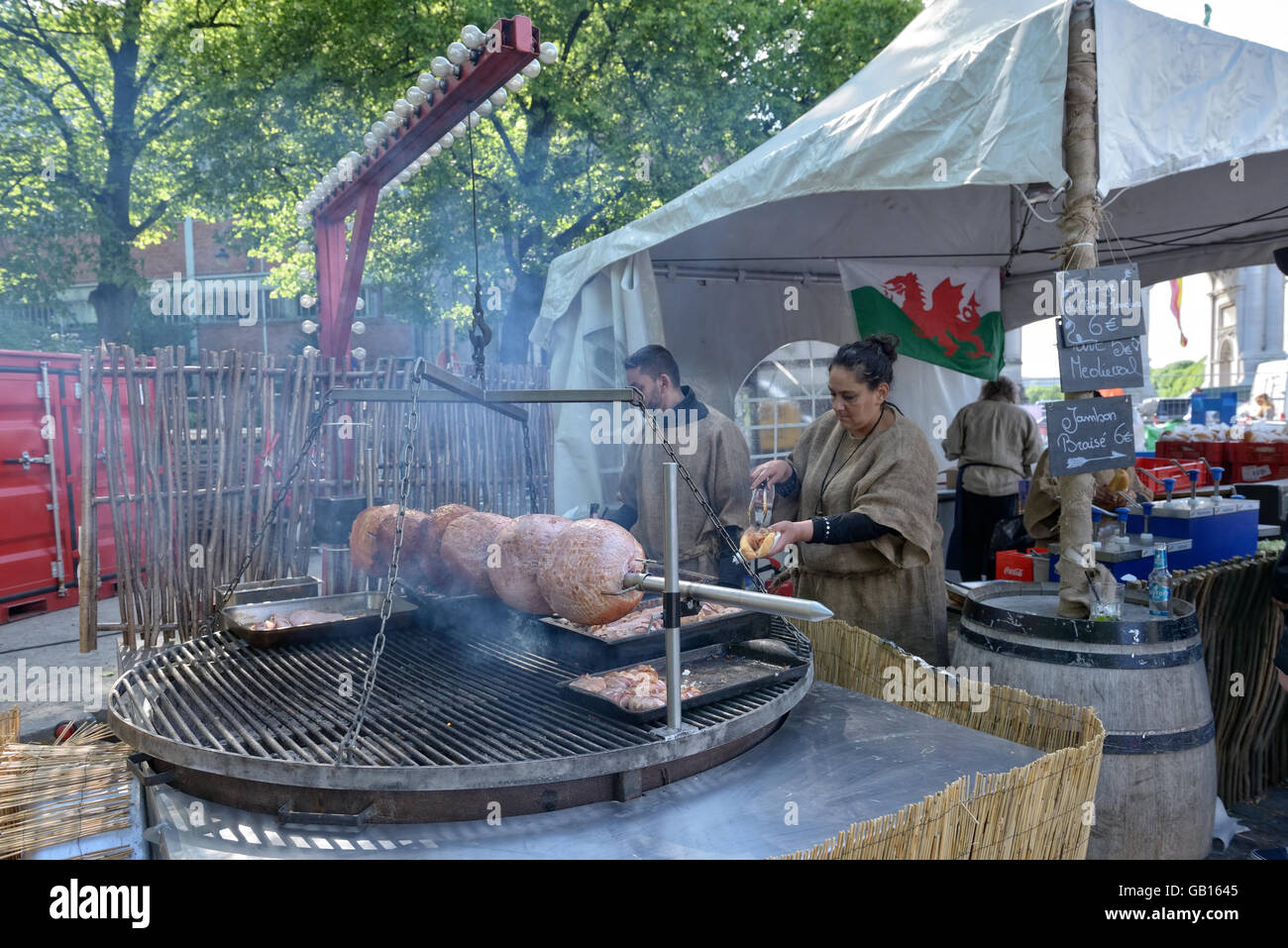 Medieval meat market hi-res stock photography and images - Alamy