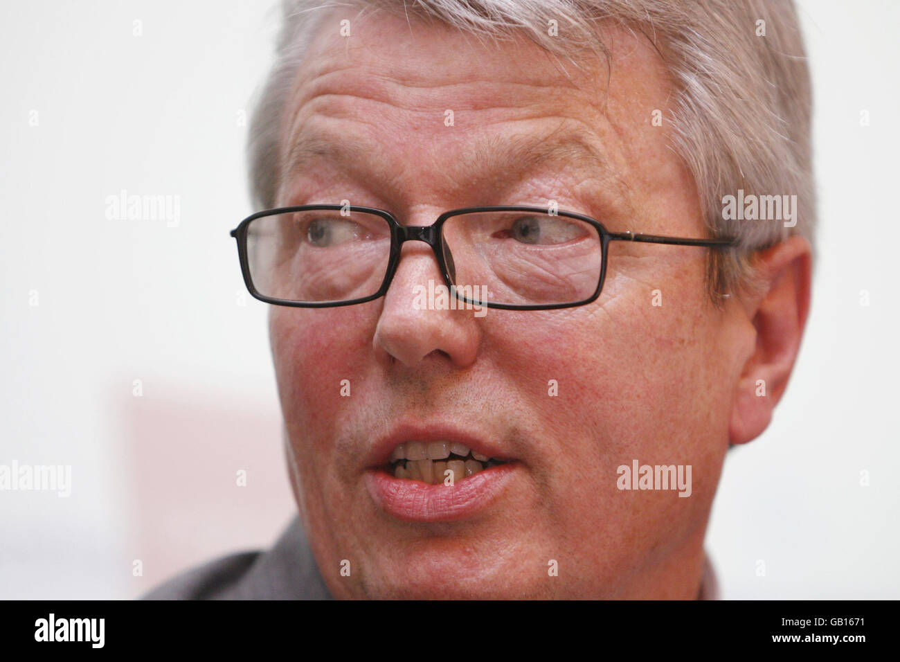 Health Secretary speaks about tackling obesity Stock Photo - Alamy