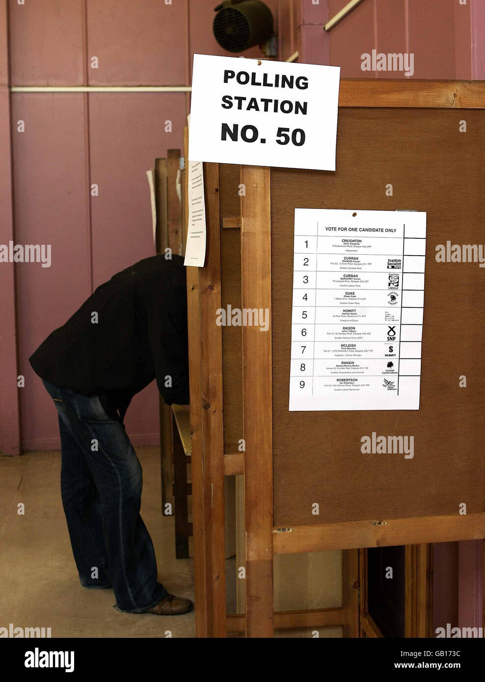 Votes are cast at the Carmyle Community Centre, Glasgow, in Glasgow ...