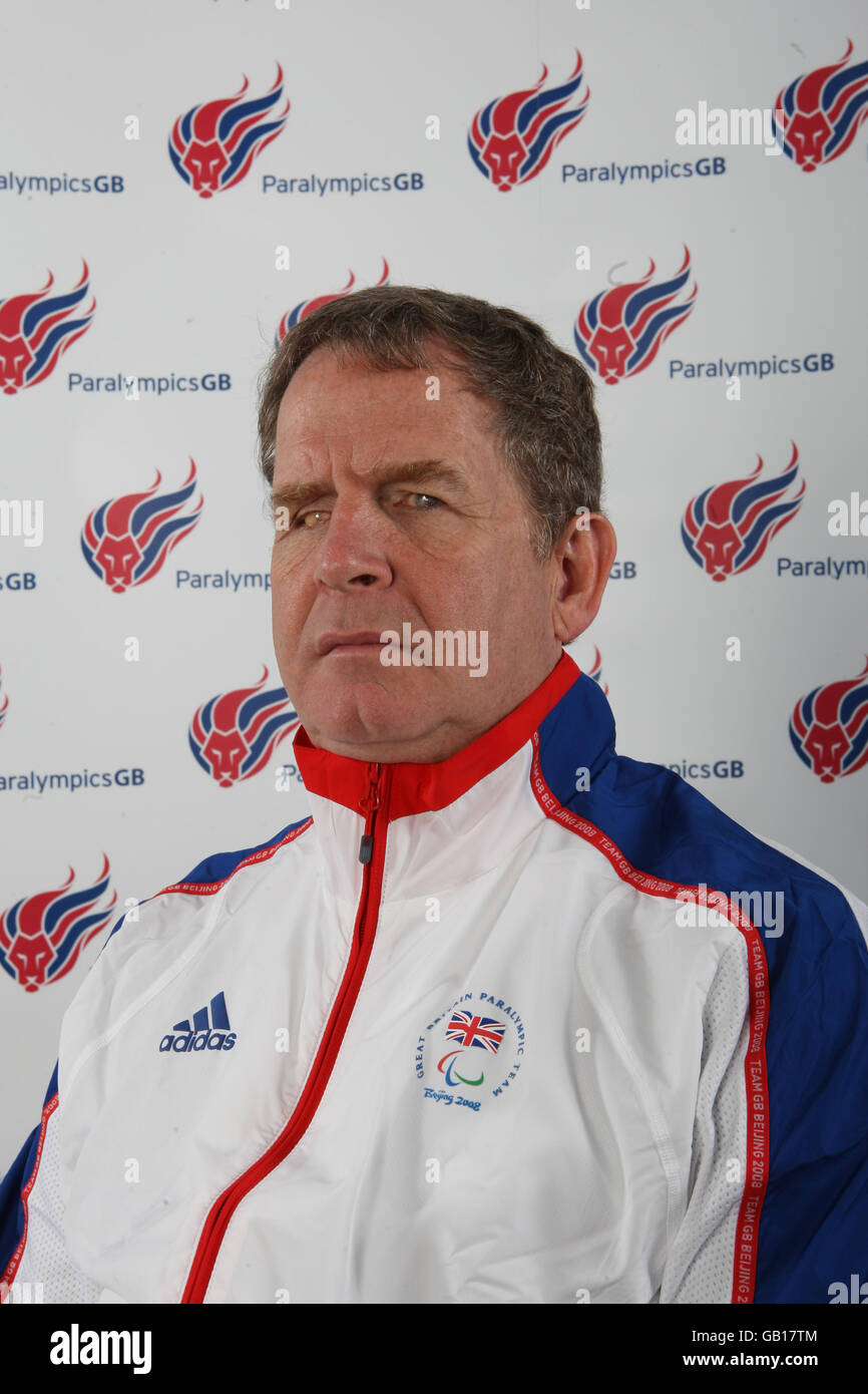 Mike brace hi-res stock photography and images - Alamy