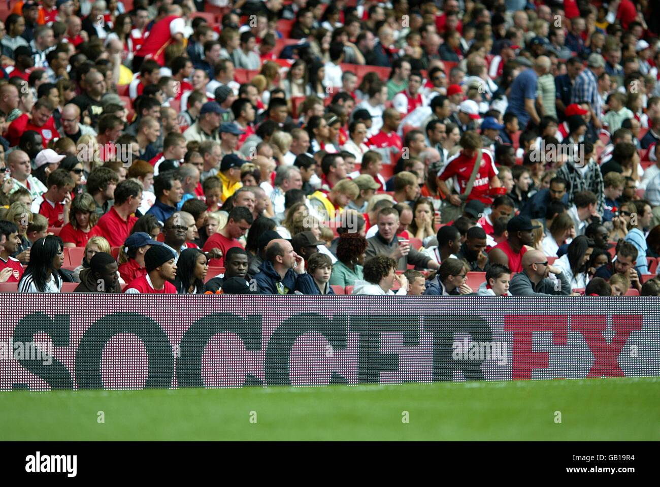 Soccer - The Emirates Cup - Hamburg v Juventus - Emirates Stadium. Fans ...