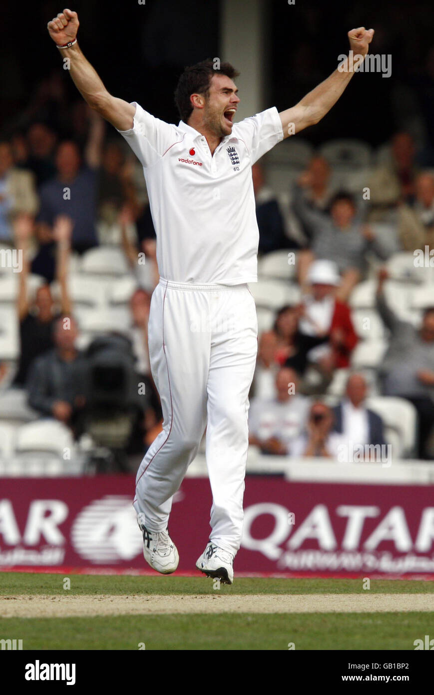 England's James Anderson celebrates bowling South Africa's Graeme Smith ...