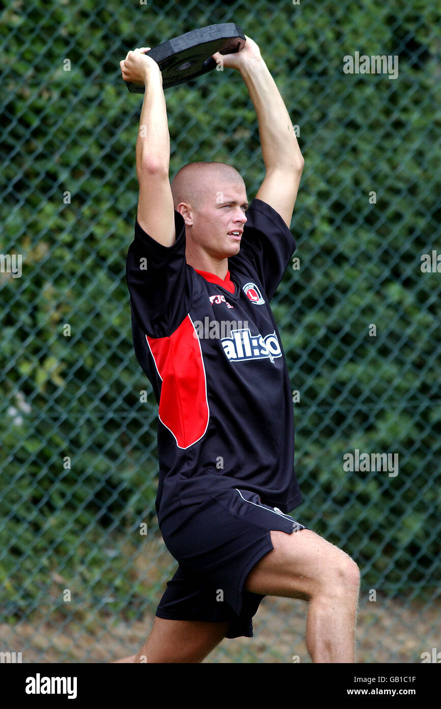 Football top half stock lifting weights hi-res stock photography and ...