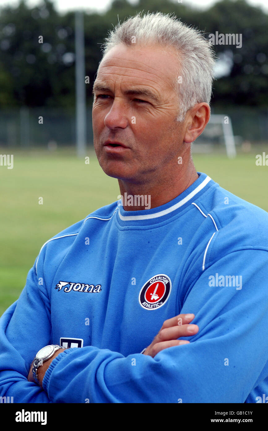 Mervyn day hi-res stock photography and images - Alamy