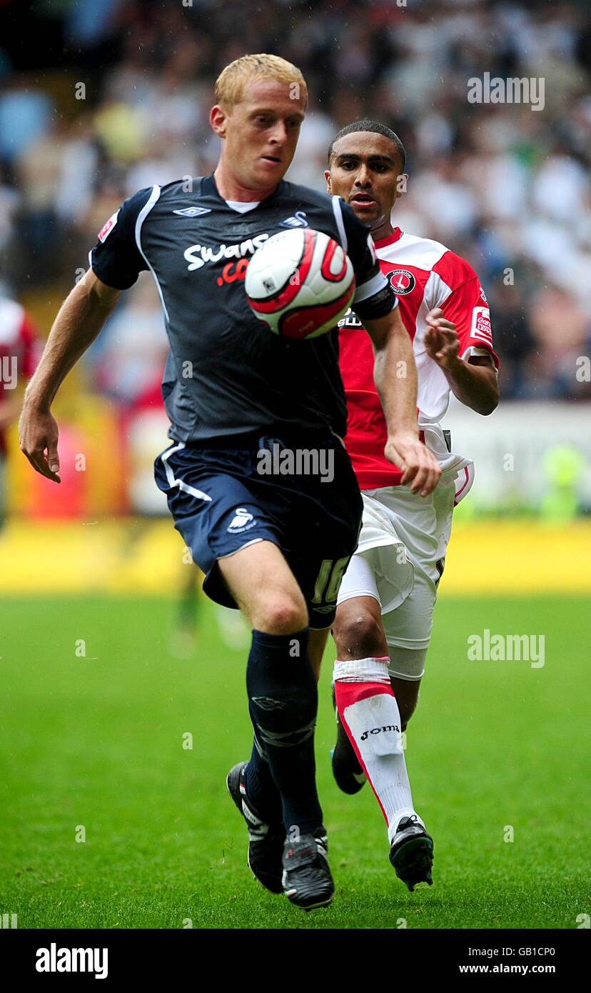 Soccer - Coca-Cola Football League Championship - Charlton Athletic v ...