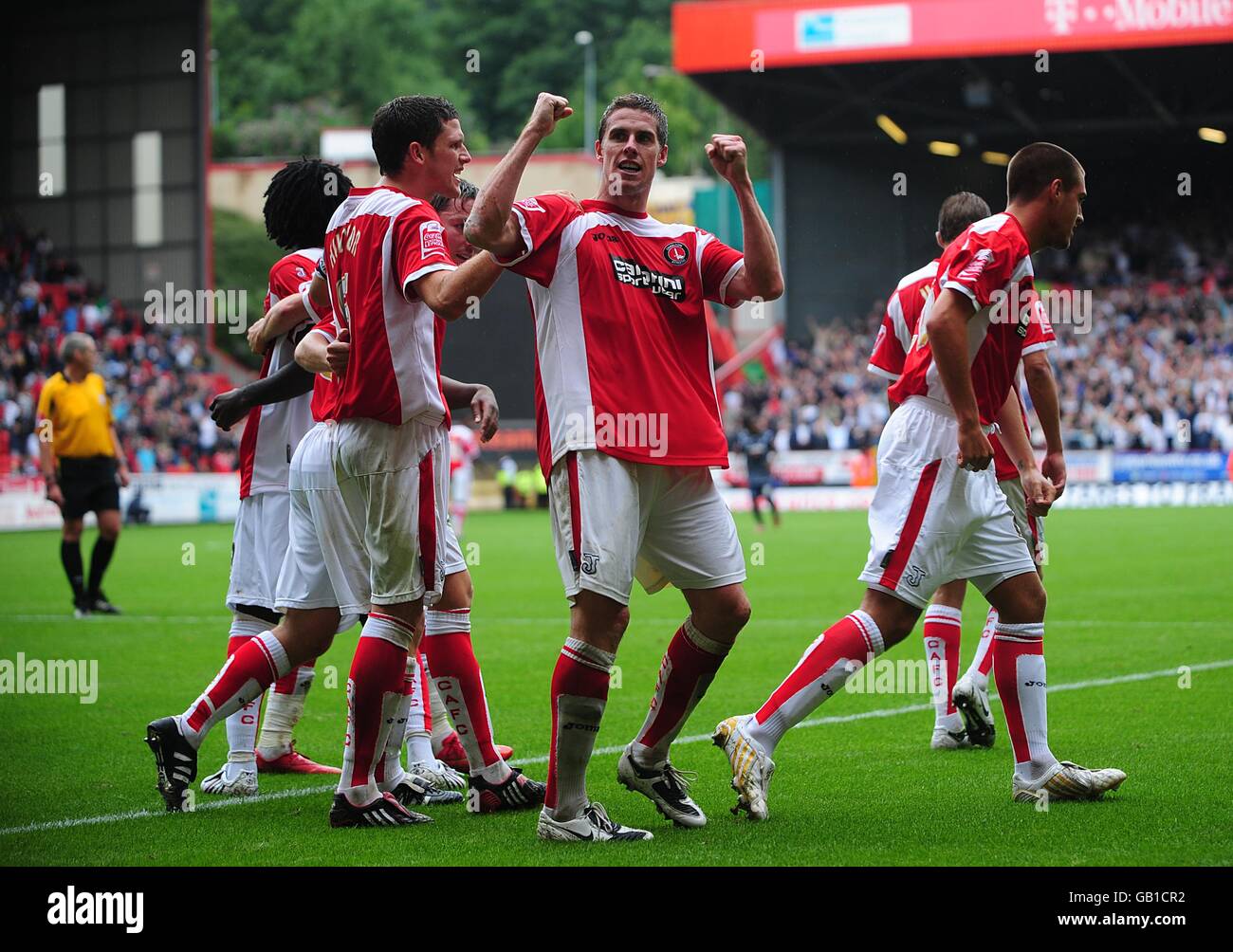 Andy gray centre hi-res stock photography and images - Alamy