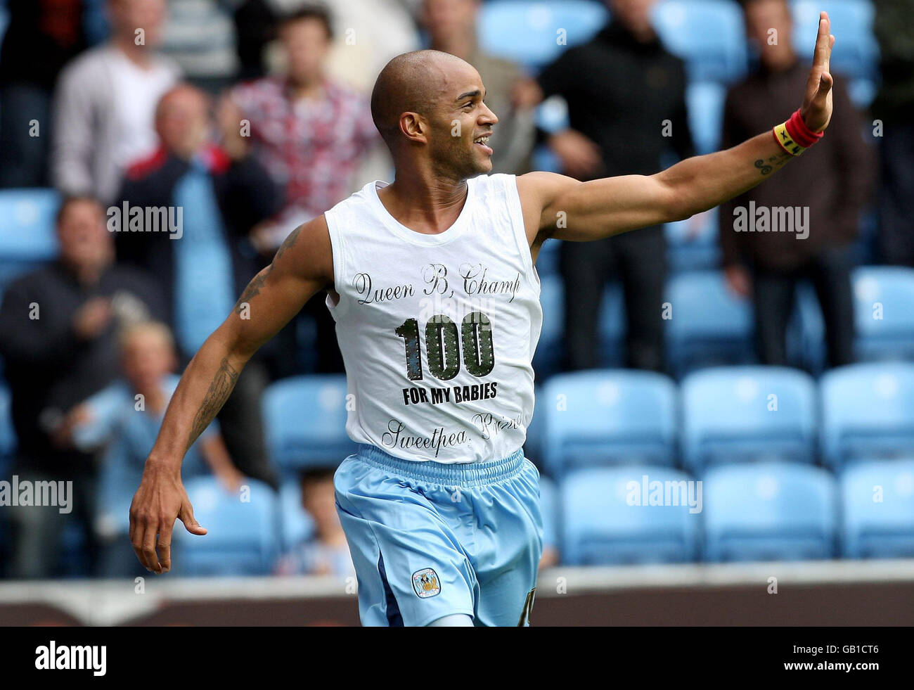 Coca cola championship match ricoh arena hi-res stock photography and ...
