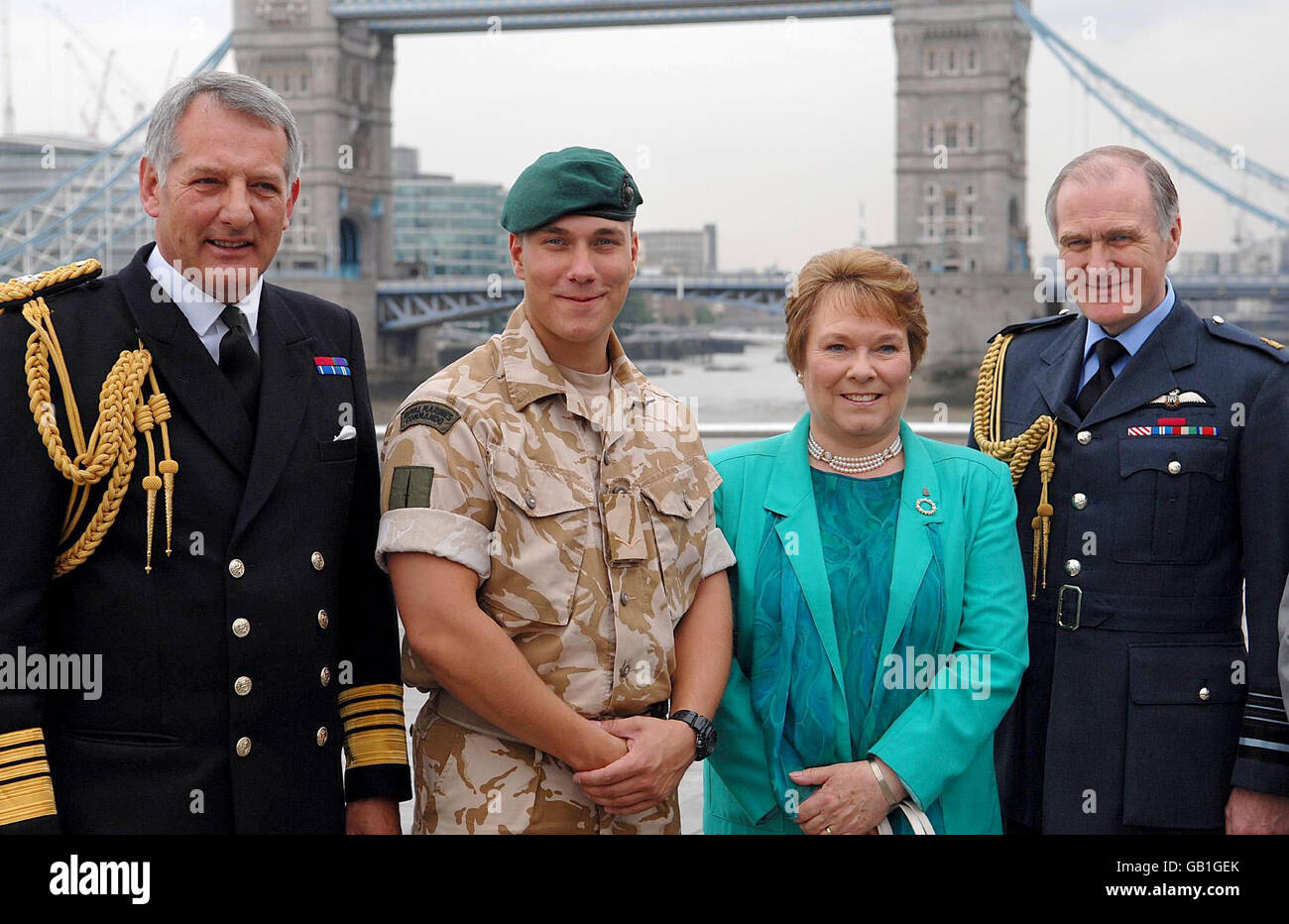 Chief of the Defence Staff Sir Jock Stirrup (right) and First Sea Lord ...