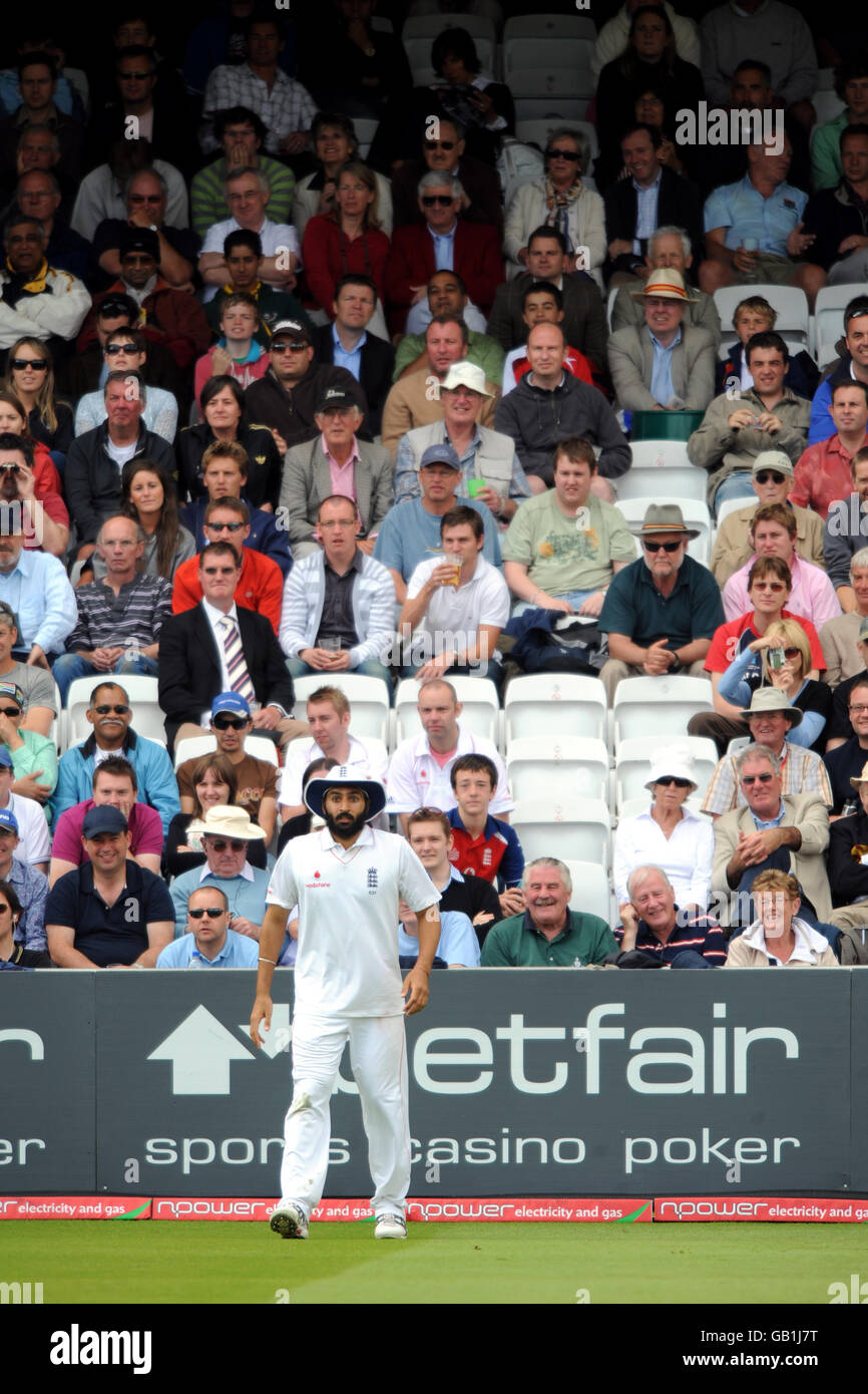 Spectators observe match stands hi-res stock photography and images - Alamy