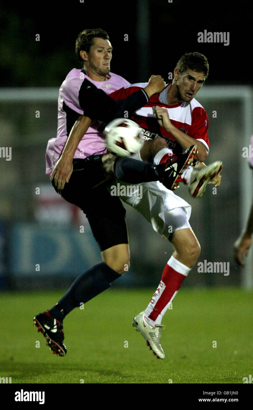 Dulwich Hamlet's Rob Wilkinson and Charlton Athletic's Sean Canham ...