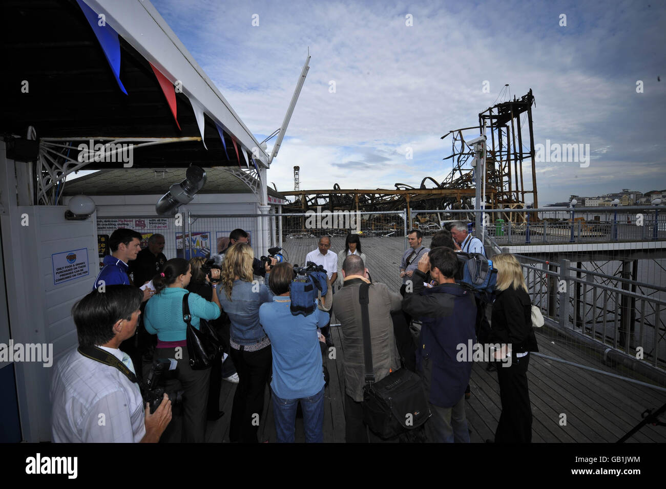 Grand Pier In Weston Super Mare Its Pavilion Destroyed Fire High ...