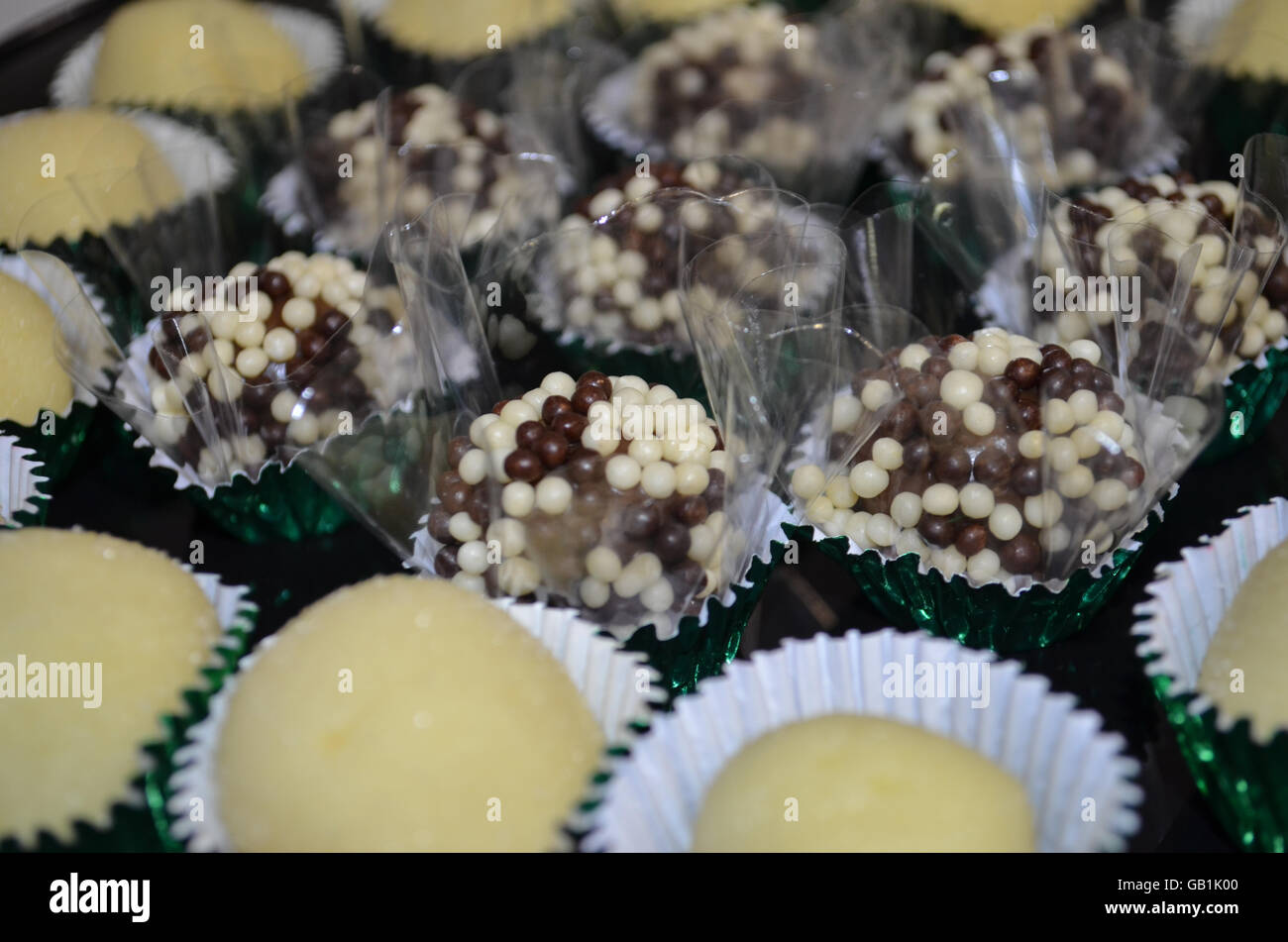 Brown sweets hi-res stock photography and images - Alamy