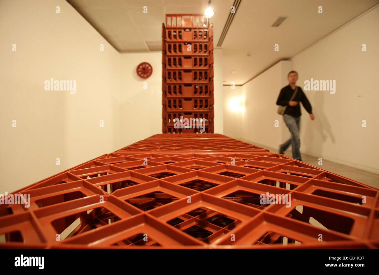 20 exhibition private view hi-res stock photography and images - Alamy