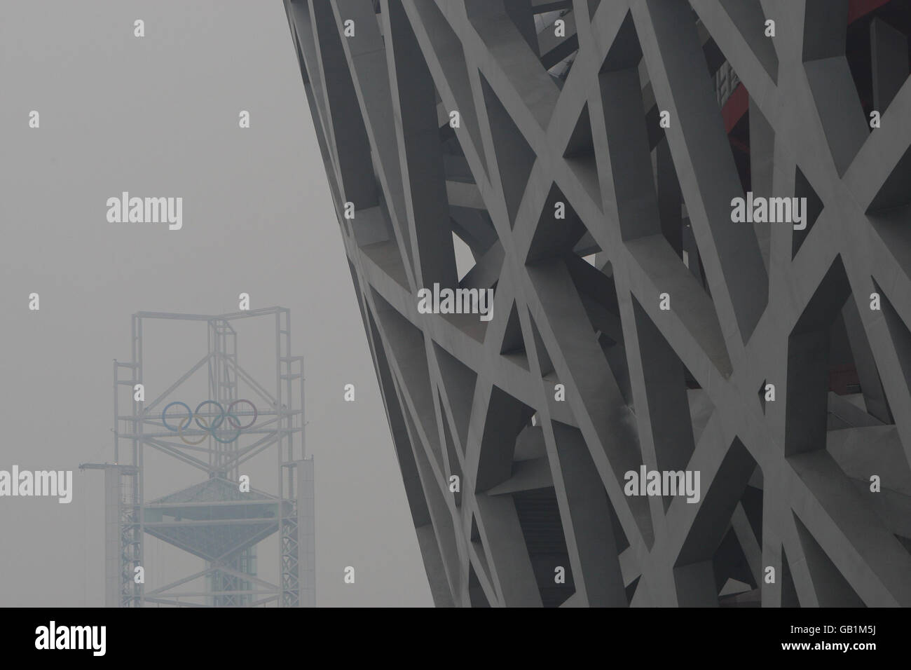 Olympics rings over stadium hi-res stock photography and images - Alamy