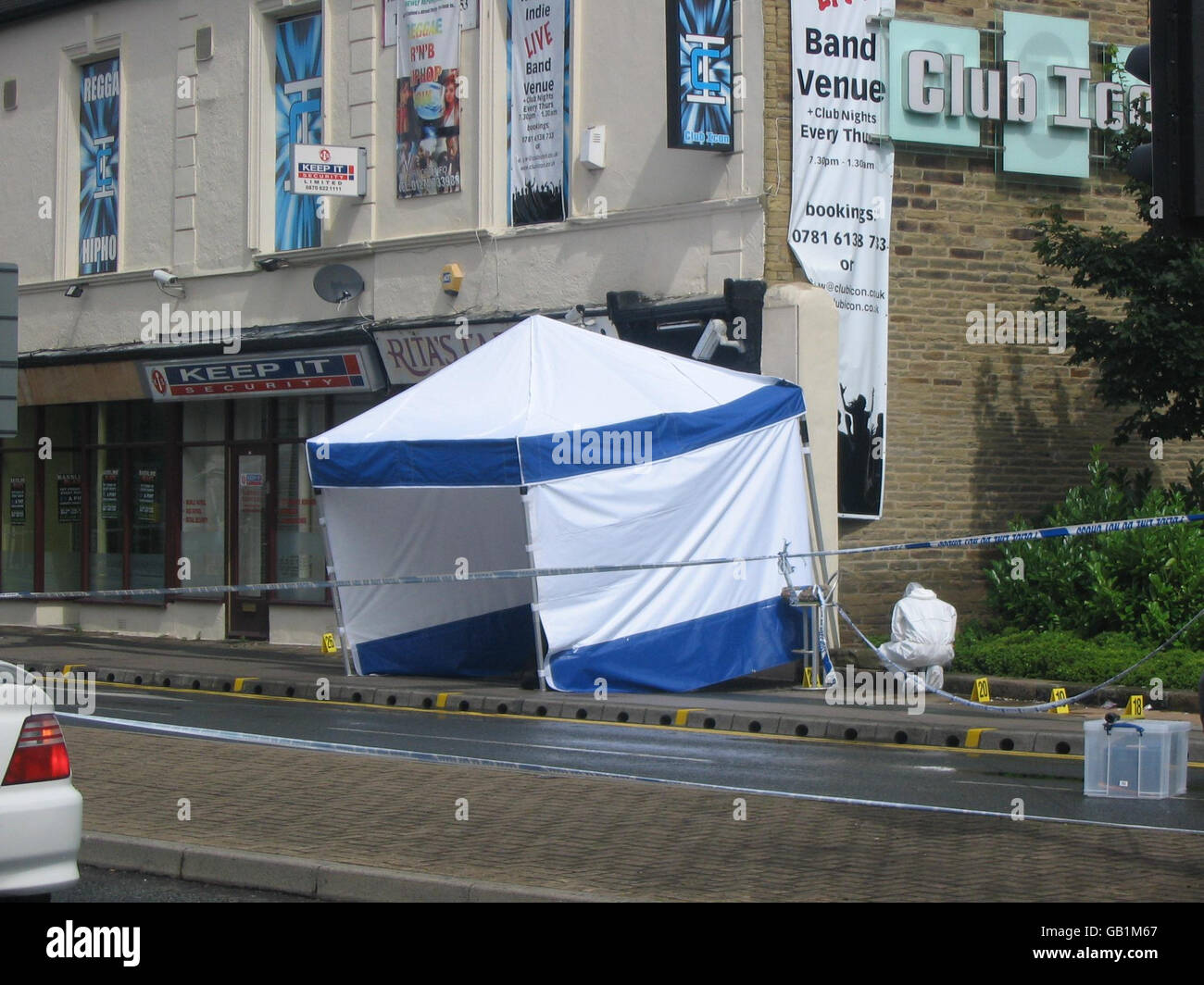 Damian Gordon murder. Police on the scene in Westgate, Bradford, where ...