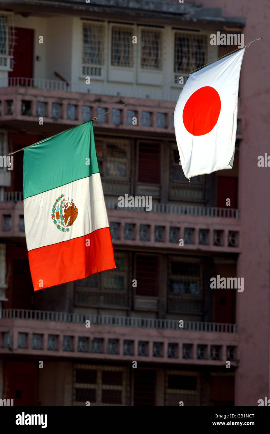 Overhang flag hi-res stock photography and images - Alamy