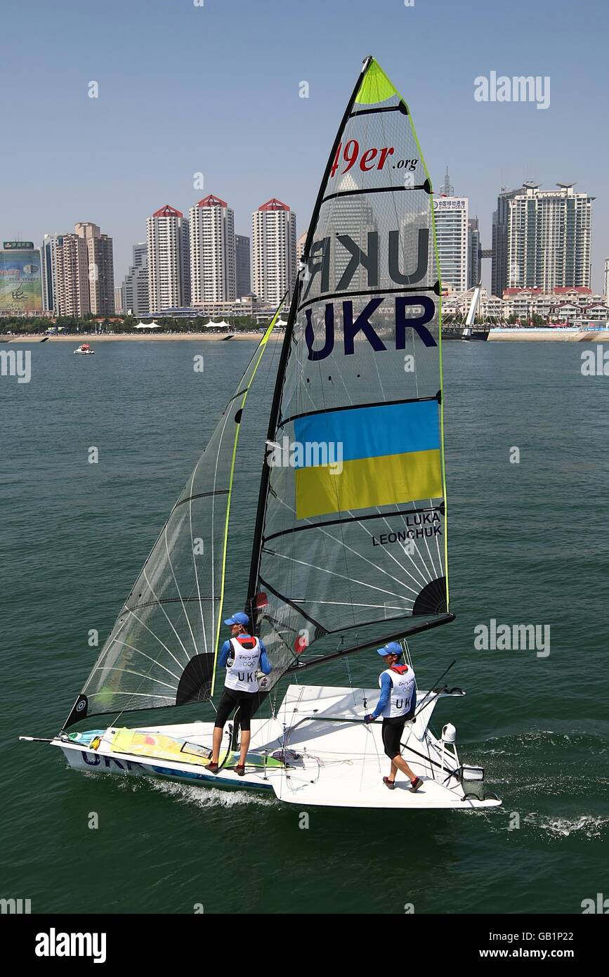 2008 beijing olympic sailing 49er hi-res stock photography and images ...
