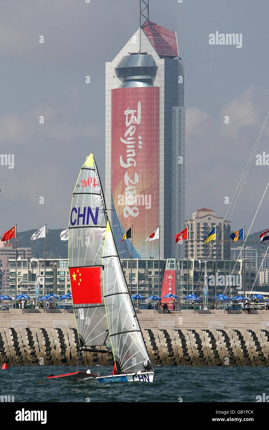 2008 beijing olympic sailing 49er hi-res stock photography and images ...