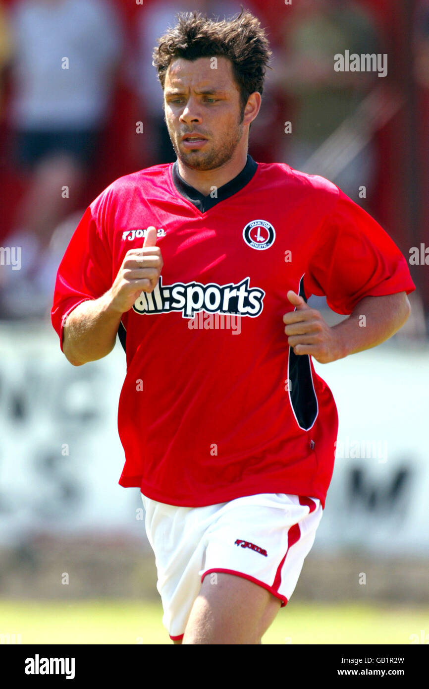 Soccer - Friendly - Welling United v Charlton Athletic Stock Photo - Alamy
