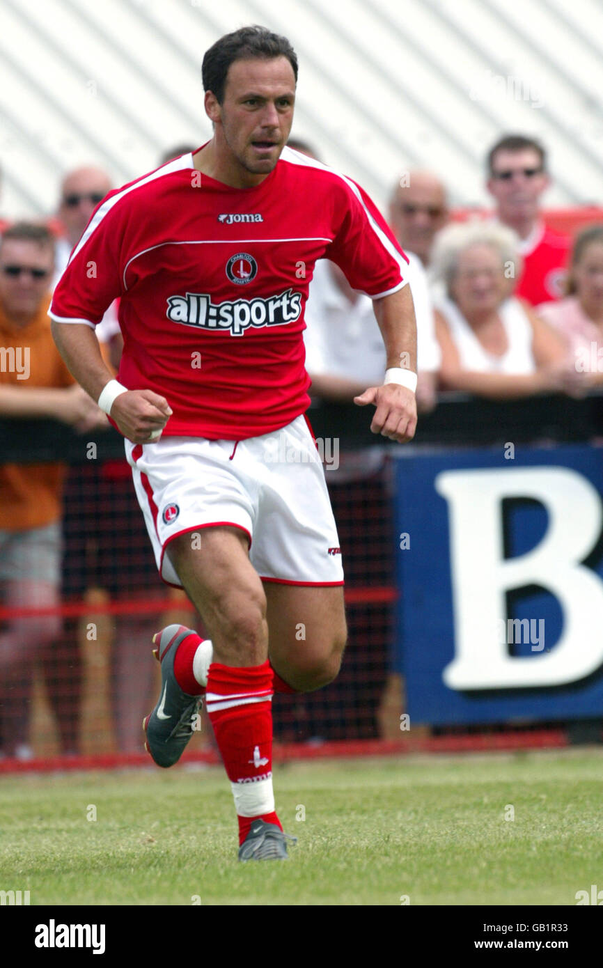 Soccer - Friendly - Welling United v Charlton Athletic Stock Photo - Alamy