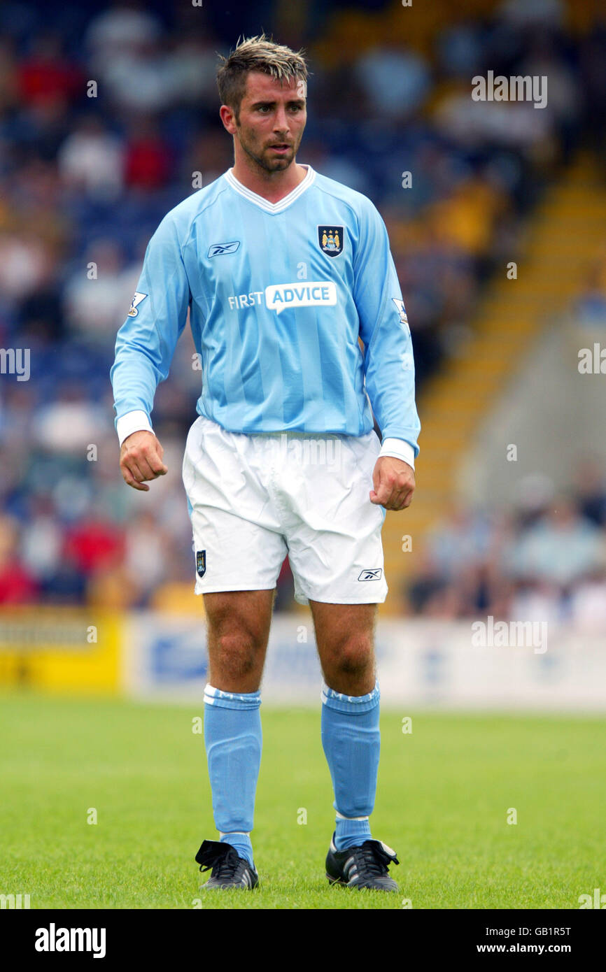 Soccer - Friendly - Mansfield Town v Manchester City. Kevin Horlock ...