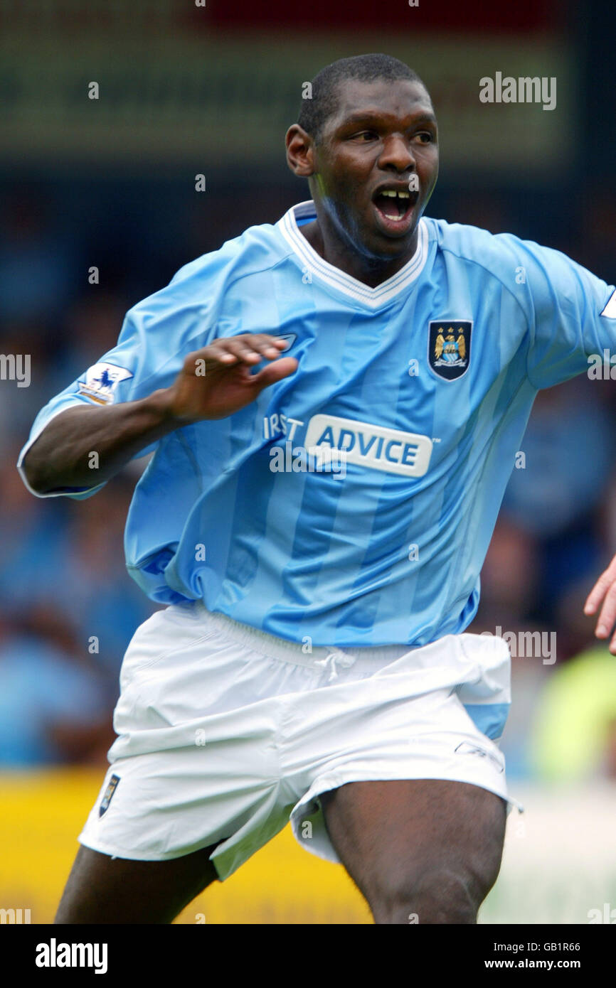 Shaun goater manchester city hi-res stock photography and images - Alamy